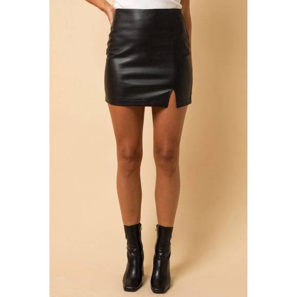 Gilli | Skirts | New Gilli Vegan Leather Skirt In Black | Poshmark